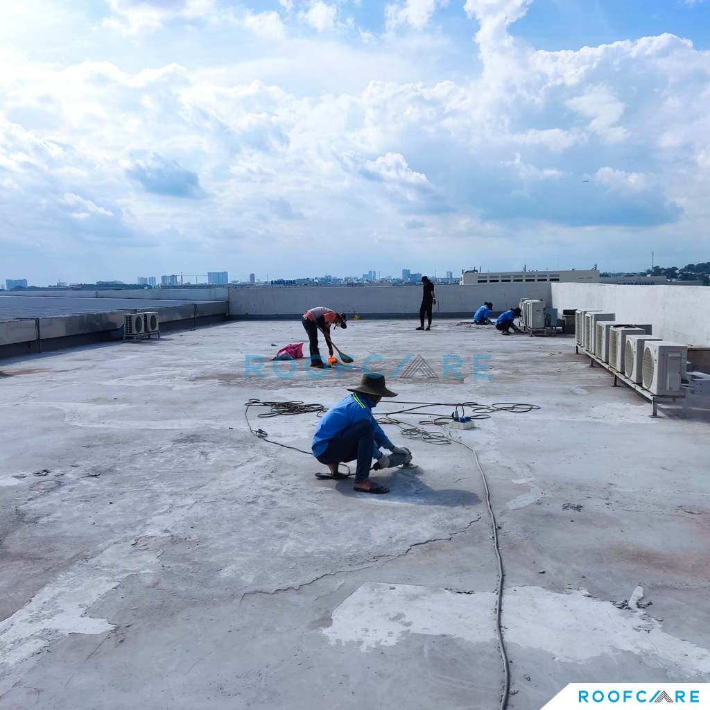 ECHIGO FACTORY OFFICE BUILDING - roofcare